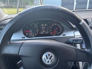 Grey Volkswagen Passat B6 2010 in Rezekne, with an engine capacity of 1.60 L and mileage of 281 thousand km for 3250 €, photo 9 on AUTOMOTO.COM.LV
