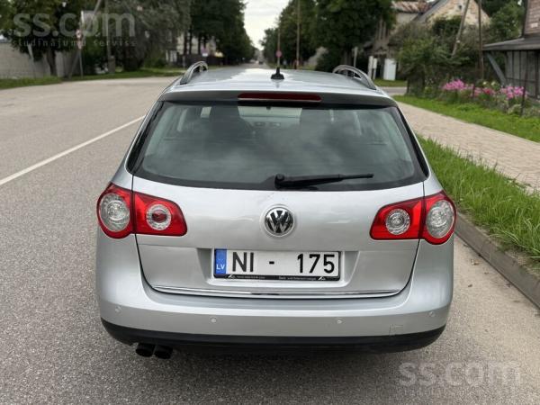 Pelēks Volkswagen Passat B6 2010 Jelgava, ar dzinēja tilpumu 2.00 L un nobraukumu 0 tūkst. km par 1680 €, foto 5 vietnē AUTOMOTO.COM.LV