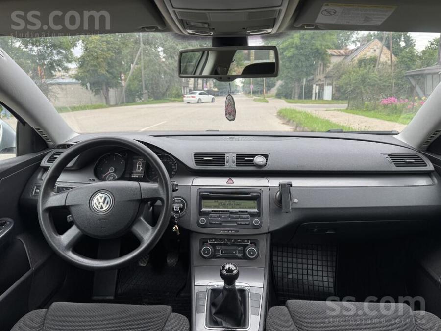 Pelēks Volkswagen Passat B6 2010 Jelgava, ar dzinēja tilpumu 2.00 L un nobraukumu 0 tūkst. km par 1680 €, foto 10 vietnē AUTOMOTO.COM.LV