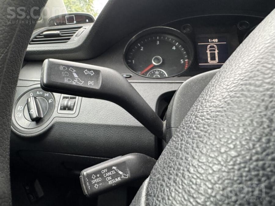 Pelēks Volkswagen Passat B6 2010 Jelgava, ar dzinēja tilpumu 2.00 L un nobraukumu 0 tūkst. km par 1680 €, foto 15 vietnē AUTOMOTO.COM.LV