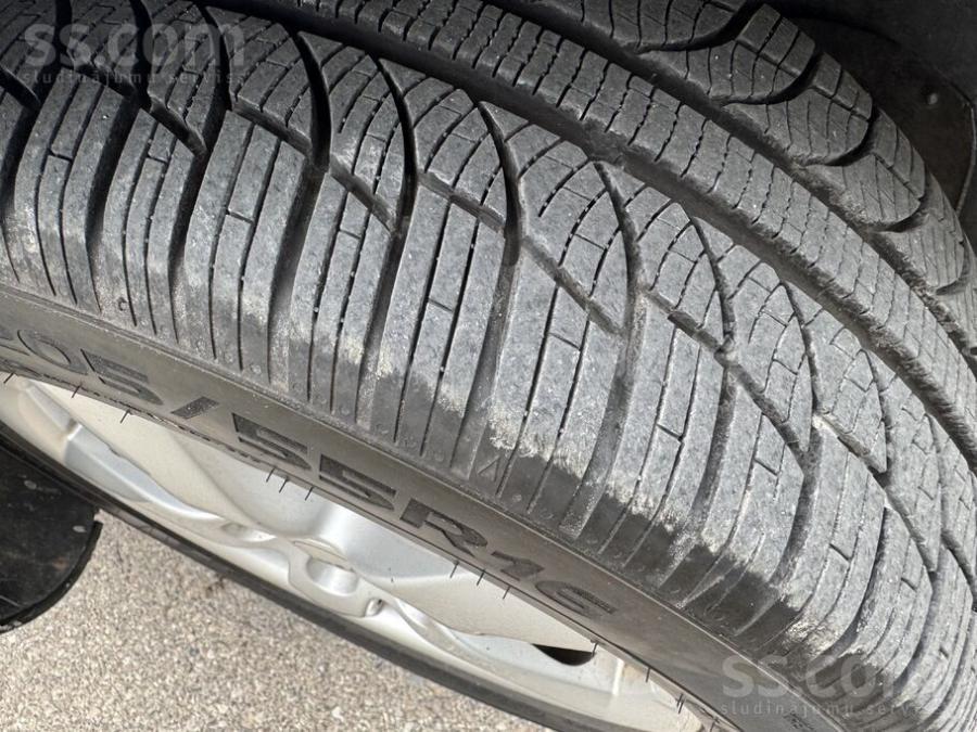 Pelēks Volkswagen Passat B6 2010 Jelgava, ar dzinēja tilpumu 2.00 L un nobraukumu 0 tūkst. km par 1680 €, foto 20 vietnē AUTOMOTO.COM.LV