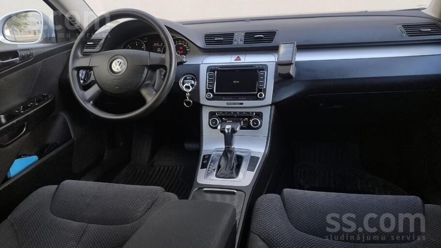 Grey Volkswagen Passat B6 2010 in Riga, with an engine capacity of 2.00 L and mileage of 465 thousand km for 1750 €, photo 12 on AUTOMOTO.COM.LV