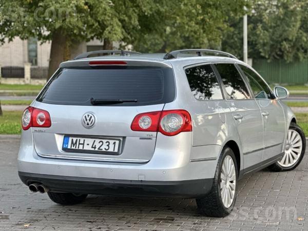 Grey Volkswagen Passat B6 2010 in Jelgava, with an engine capacity of 2.00 L and mileage of 198 thousand km for 2350 €, photo 5 on AUTOMOTO.COM.LV
