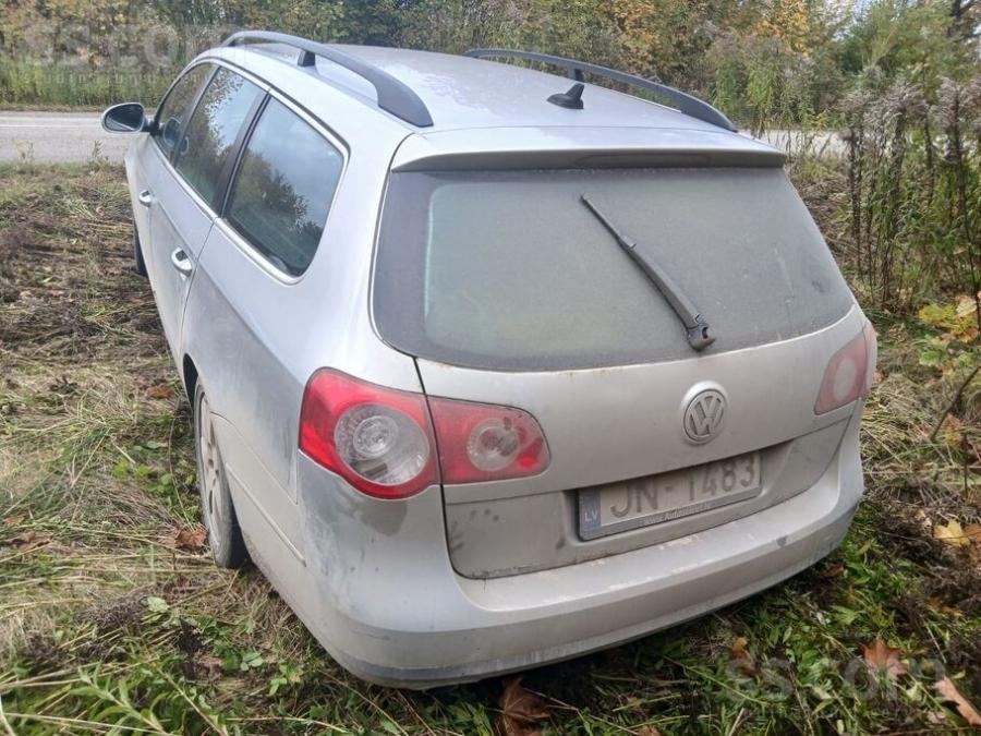 Pelēks Volkswagen Passat B6 2010 Aizkraukle, ar dzinēja tilpumu 1.60 L un nobraukumu 398 tūkst. km par 1450 €, foto 5 vietnē AUTOMOTO.COM.LV