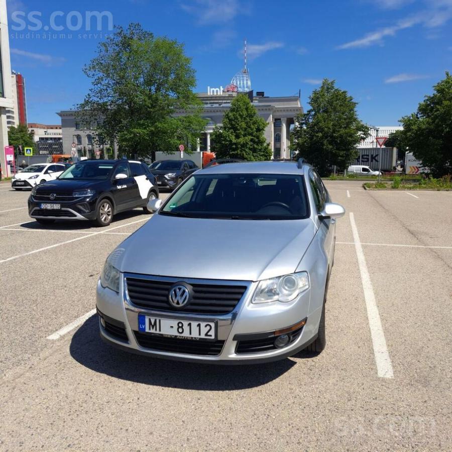Volkswagen Passat B6 2010 in Riga, with an engine capacity of 2.00 L and mileage of 24 thousand km for 3700 €, photo 1 on AUTOMOTO.COM.LV