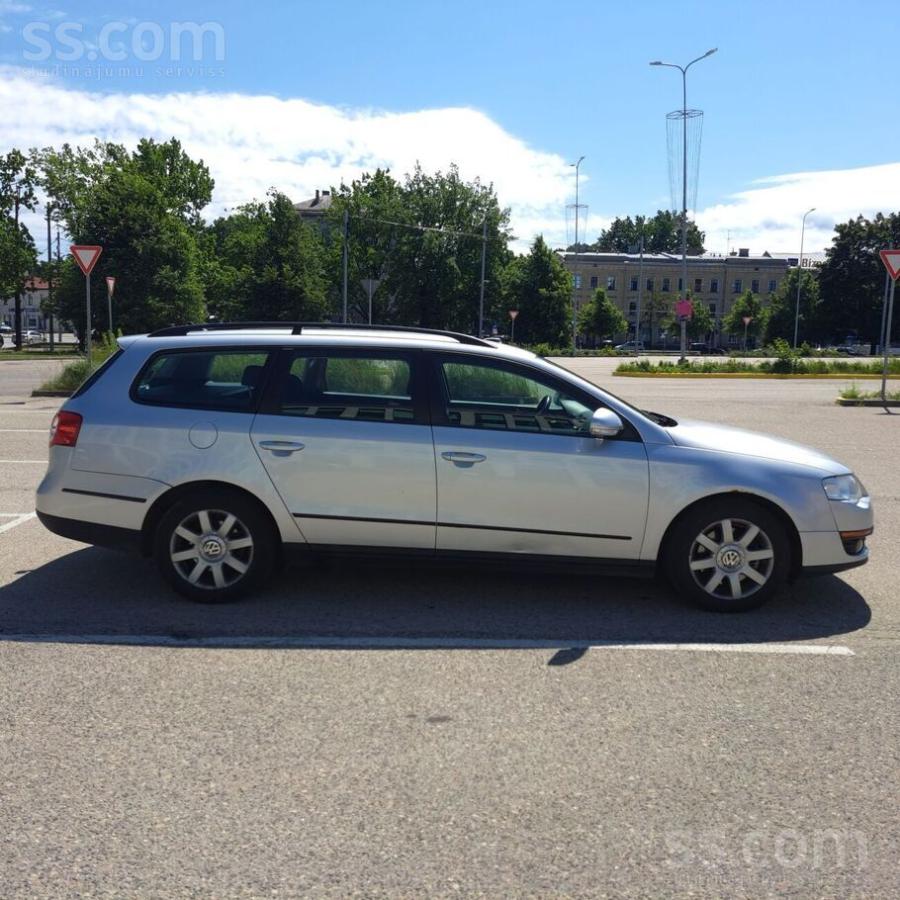 Volkswagen Passat B6 2010 in Riga, with an engine capacity of 2.00 L and mileage of 24 thousand km for 3700 €, photo 3 on AUTOMOTO.COM.LV