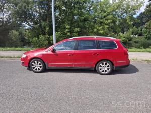 Red Volkswagen Passat B6 2006 in Riga, with an engine capacity of 2.00 L and mileage of 302 thousand km for 1500 €, photo 10 on AUTOMOTO.COM.LV
