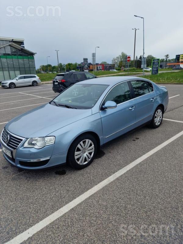 Volkswagen Passat B6 2005 in Riga, with an engine capacity of 2.00 L and mileage of 205 thousand km for 1200 €, photo 3 on AUTOMOTO.COM.LV
