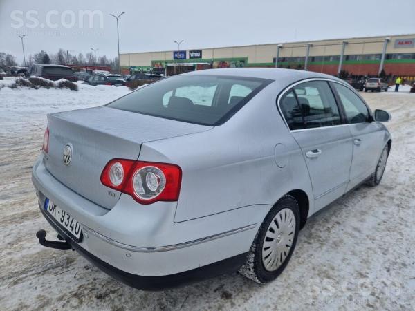 Volkswagen Passat B6 2005 in Tukums, with an engine capacity of 1.90 L and mileage of 261 thousand km for 2470 €, photo 4 on AUTOMOTO.COM.LV