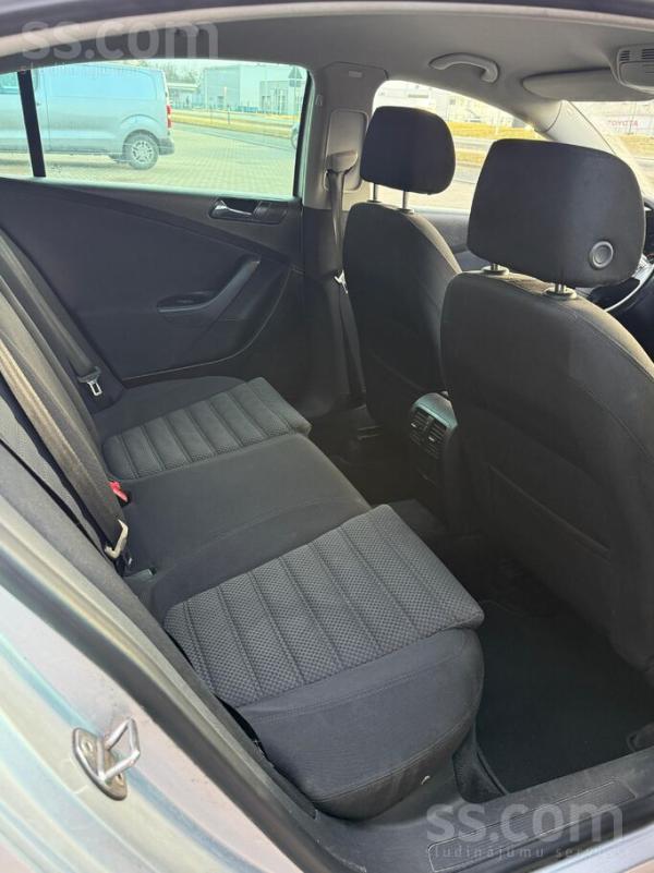 Volkswagen Passat B6 2005 in Riga, with an engine capacity of 2.00 L and mileage of 374 thousand km for 1100 €, photo 5 on AUTOMOTO.COM.LV