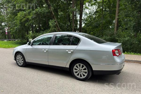 Volkswagen Passat B6 2008 in Riga, with an engine capacity of 2.00 L and mileage of 35 thousand km for 2200 €, photo 5 on AUTOMOTO.COM.LV