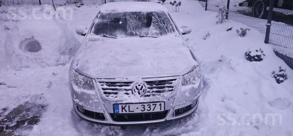 Volkswagen Passat B6 2008 in Riga, with an engine capacity of 2.00 L and mileage of 315 thousand km for 800 €, photo 2 on AUTOMOTO.COM.LV