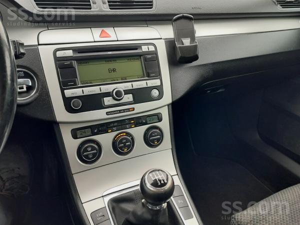 Volkswagen Passat B6 2008 Saldus, ar dzinēja tilpumu 2.00 L un nobraukumu 323 tūkst. km par 2590 €, foto 9 vietnē AUTOMOTO.COM.LV