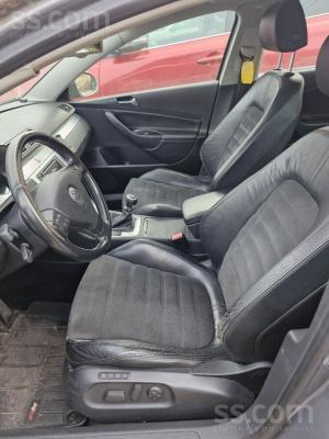 Volkswagen Passat B6 2006 in Riga, with an engine capacity of 2.00 L and mileage of 434 thousand km for 600 €, photo 9 on AUTOMOTO.COM.LV