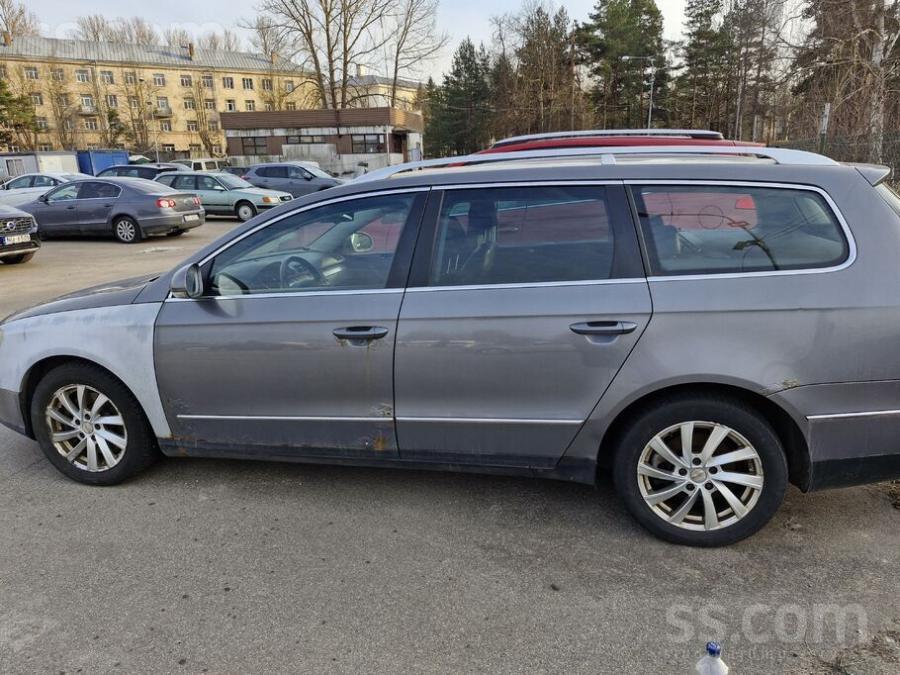Volkswagen Passat B6 2006 in Riga, with an engine capacity of 2.00 L and mileage of 434 thousand km for 600 €, photo 12 on AUTOMOTO.COM.LV