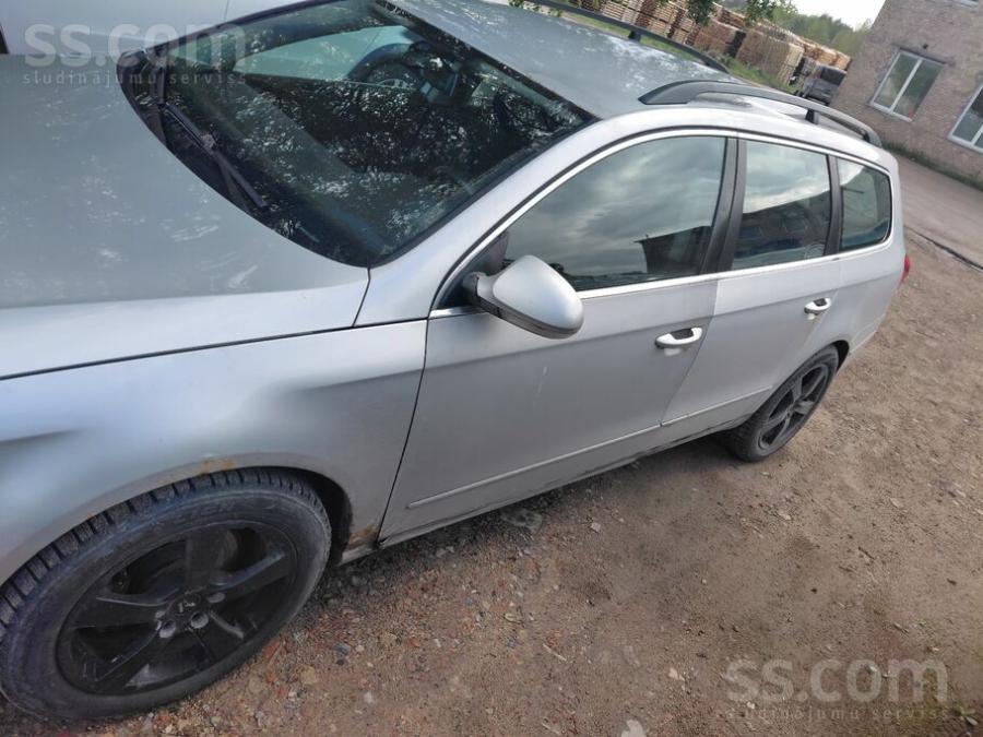 Volkswagen Passat B6 2006 in Riga, with an engine capacity of 2.00 L and mileage of 360 thousand km for 800 €, photo 3 on AUTOMOTO.COM.LV