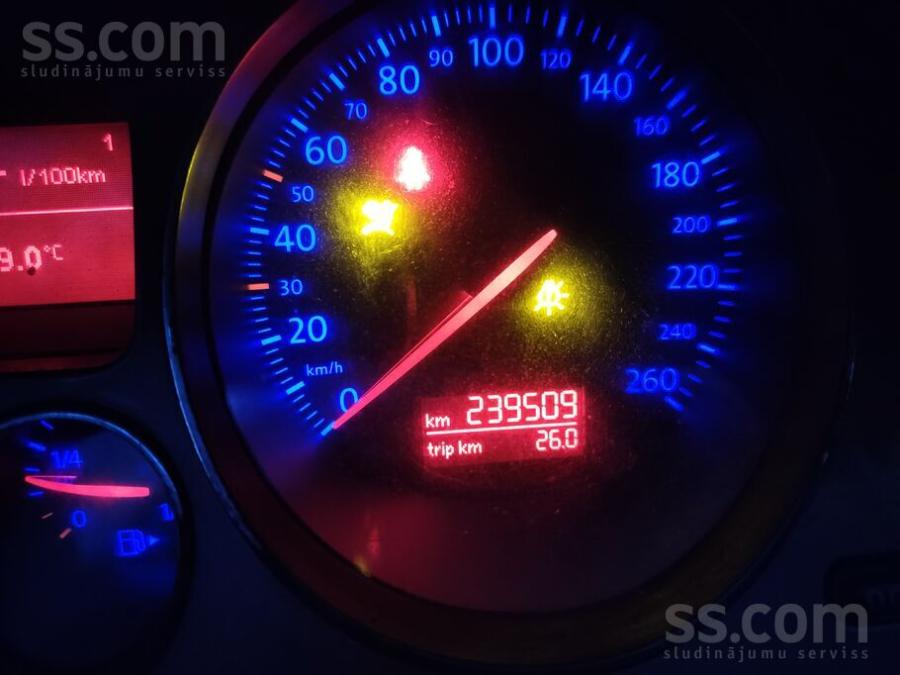 Volkswagen Passat B6 2007 Rīga, ar dzinēja tilpumu 2.00 L un nobraukumu 240 tūkst. km par 700 €, foto 10 vietnē AUTOMOTO.COM.LV
