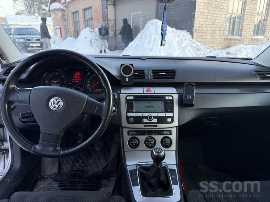 Volkswagen Passat B6 2007 Daugavpils, ar dzinēja tilpumu 1.90 L un nobraukumu 358 tūkst. km par 1650 €, foto 7 vietnē AUTOMOTO.COM.LV