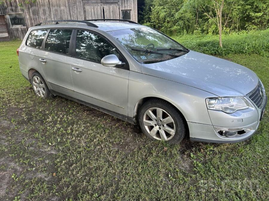 Volkswagen Passat B6 2008 in Jelgava, with an engine capacity of 1.90 L and mileage of 366 thousand km for 750 €, photo 4 on AUTOMOTO.COM.LV