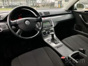 Volkswagen Passat B6 2008 in Riga, with an engine capacity of 2.00 L and mileage of 230 thousand km for 2750 €, photo 9 on AUTOMOTO.COM.LV