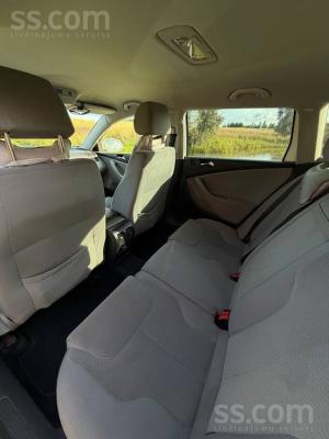 Balts Volkswagen Passat B6 2005 Daugavpils, ar dzinēja tilpumu 2.00 L un nobraukumu 411 tūkst. km par 1500 €, foto 15 vietnē AUTOMOTO.COM.LV