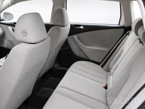White Volkswagen Passat B6 2009 in Riga, with an engine capacity of 1.40 L and mileage of 223 thousand km for 1990 €, photo 11 on AUTOMOTO.COM.LV