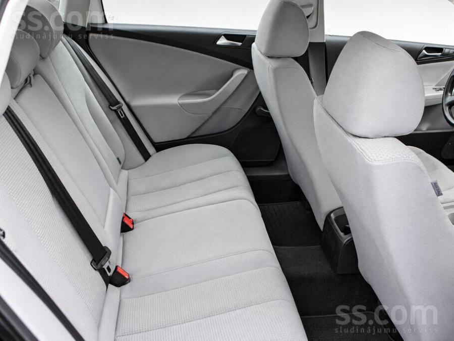 White Volkswagen Passat B6 2009 in Riga, with an engine capacity of 1.40 L and mileage of 223 thousand km for 1990 €, photo 12 on AUTOMOTO.COM.LV