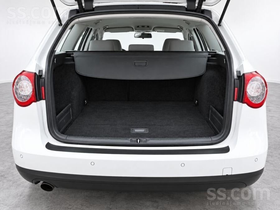 White Volkswagen Passat B6 2009 in Riga, with an engine capacity of 1.40 L and mileage of 223 thousand km for 1990 €, photo 23 on AUTOMOTO.COM.LV