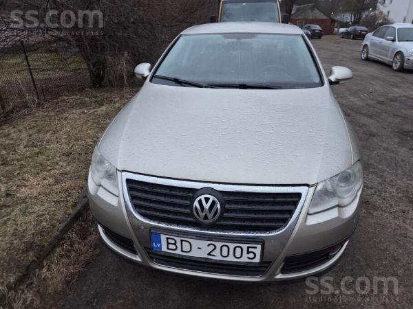 Yellow Volkswagen Passat B6 2005 in Valmiera, with an engine capacity of 2.00 L and mileage of 0 thousand km for 1750 €, photo 2 on AUTOMOTO.COM.LV