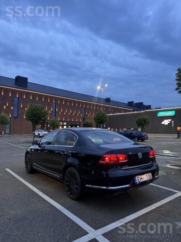 Melns Volkswagen Passat B7 2011 Rīga, ar dzinēja tilpumu 2.00 L un nobraukumu 261 tūkst. km par 5800 €, foto 4 vietnē AUTOMOTO.COM.LV