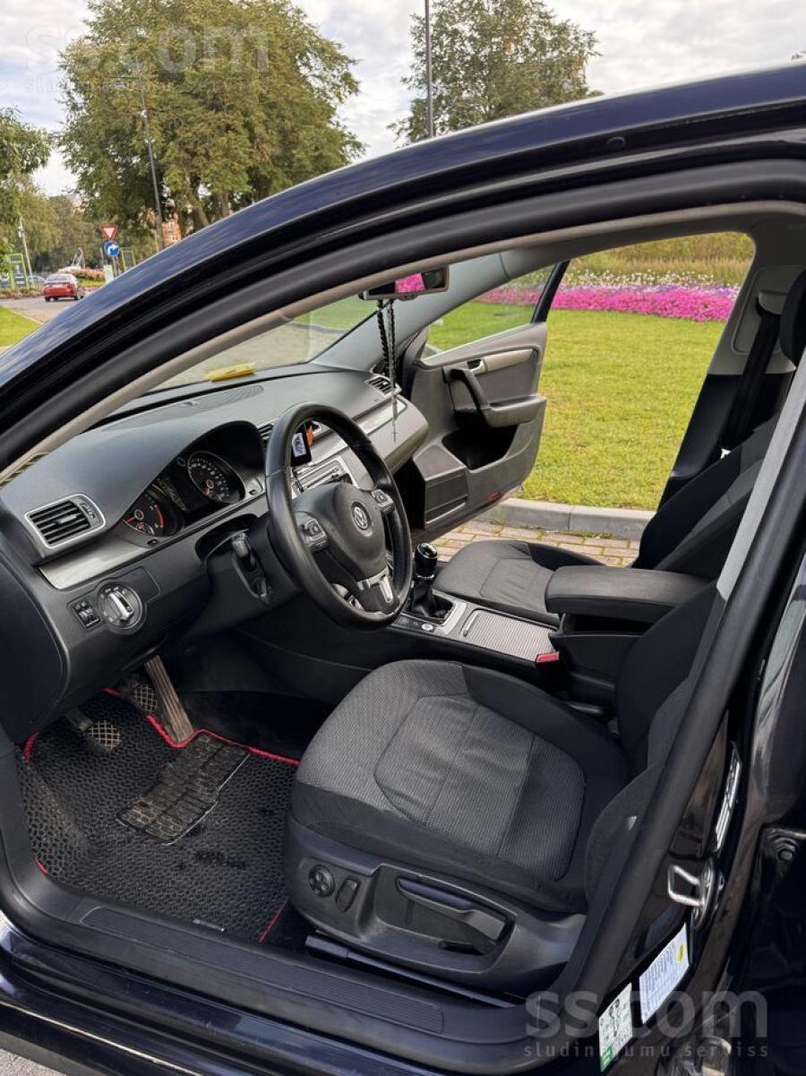 Melns Volkswagen Passat B7 2011 Rīga, ar dzinēja tilpumu 2.00 L un nobraukumu 265 tūkst. km par 5500 €, foto 7 vietnē AUTOMOTO.COM.LV
