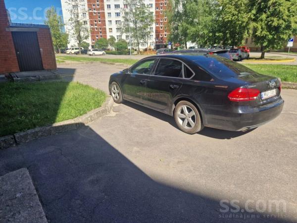 Black Volkswagen Passat B7 2012 in Riga, with an engine capacity of 2.50 L and mileage of 0 thousand km for 5000 €, photo 3 on AUTOMOTO.COM.LV