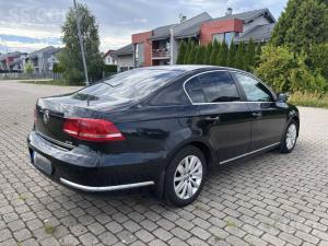 Black Volkswagen Passat B7 2012 in Riga, with an engine capacity of 2.00 L and mileage of 335 thousand km for 3300 €, photo 11 on AUTOMOTO.COM.LV