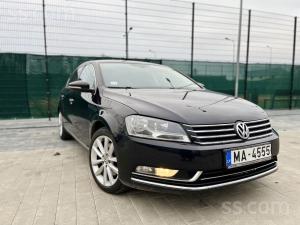Black Volkswagen Passat B7 2012 in Jelgava, with an engine capacity of 2.00 L and mileage of 125 thousand km for 6490 €, photo 3 on AUTOMOTO.COM.LV