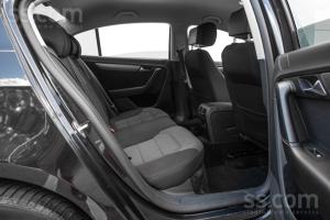 Melns Volkswagen Passat B7 2012 Rīga, ar dzinēja tilpumu 2.00 L un nobraukumu 303 tūkst. km par 6490 €, foto 14 vietnē AUTOMOTO.COM.LV