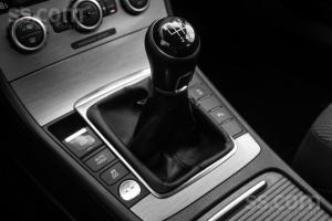 Melns Volkswagen Passat B7 2012 Rīga, ar dzinēja tilpumu 2.00 L un nobraukumu 303 tūkst. km par 6490 €, foto 23 vietnē AUTOMOTO.COM.LV