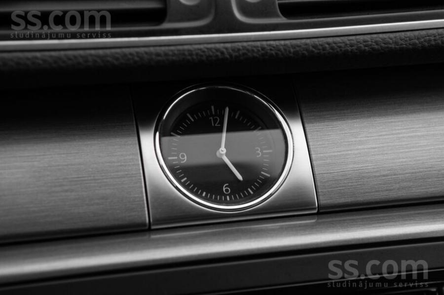 Melns Volkswagen Passat B7 2012 Rīga, ar dzinēja tilpumu 2.00 L un nobraukumu 303 tūkst. km par 6490 €, foto 28 vietnē AUTOMOTO.COM.LV
