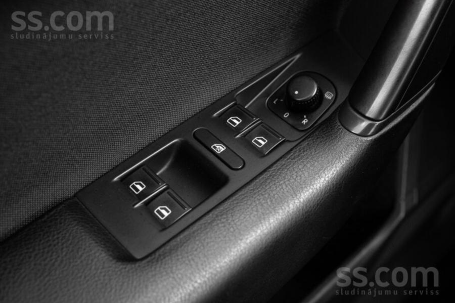 Melns Volkswagen Passat B7 2012 Rīga, ar dzinēja tilpumu 2.00 L un nobraukumu 303 tūkst. km par 6490 €, foto 29 vietnē AUTOMOTO.COM.LV