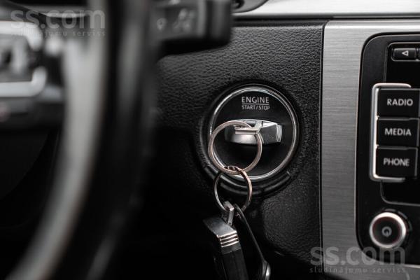 Black Volkswagen Passat B7 2012 in Riga, with an engine capacity of 2.00 L and mileage of 0 thousand km for 4500 €, photo 10 on AUTOMOTO.COM.LV