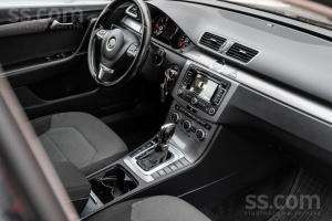 Black Volkswagen Passat B7 2012 in Riga, with an engine capacity of 2.00 L and mileage of 0 thousand km for 4500 €, photo 14 on AUTOMOTO.COM.LV
