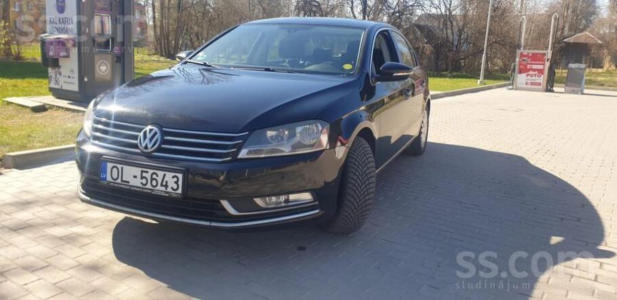Black Volkswagen Passat B7 2013 in Gulbene, with an engine capacity of 1.40 L and mileage of 220 thousand km for 8300 €, photo 5 on AUTOMOTO.COM.LV