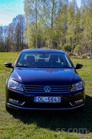 Melns Volkswagen Passat B7 2013 Balvi, ar dzinēja tilpumu 1.40 L un nobraukumu 223 tūkst. km par 6800 €, foto 4 vietnē AUTOMOTO.COM.LV