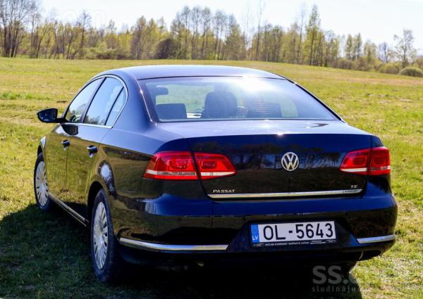 Melns Volkswagen Passat B7 2013 Balvi, ar dzinēja tilpumu 1.40 L un nobraukumu 223 tūkst. km par 6800 €, foto 6 vietnē AUTOMOTO.COM.LV