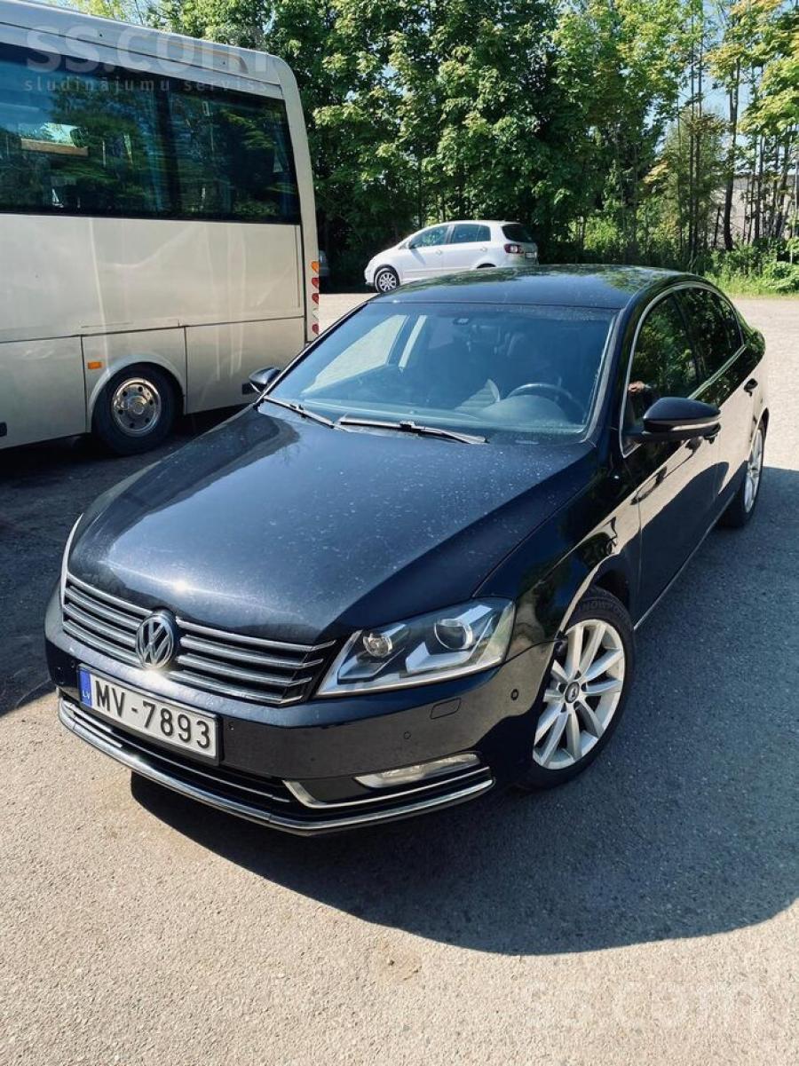 Black Volkswagen Passat B7 2013 in Ludza, with an engine capacity of 2.00 L and mileage of 280 thousand km for 6000 €, photo 1 on AUTOMOTO.COM.LV