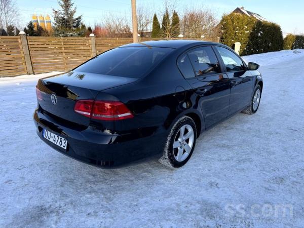 Black Volkswagen Passat B7 2014 in Saldus, with an engine capacity of 1.40 L and mileage of 186 thousand km for 4950 €, photo 5 on AUTOMOTO.COM.LV
