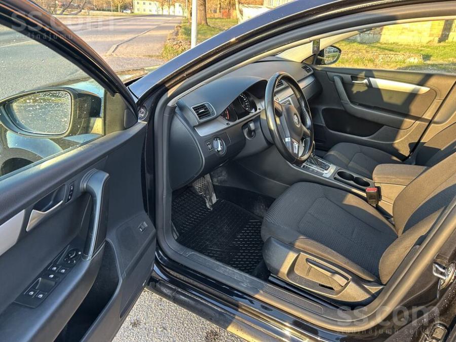 Black Volkswagen Passat B7 2014 in Liepaja, with an engine capacity of 1.40 L and mileage of 167 thousand km for 5000 €, photo 16 on AUTOMOTO.COM.LV
