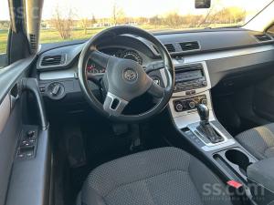 Black Volkswagen Passat B7 2014 in Liepaja, with an engine capacity of 1.40 L and mileage of 167 thousand km for 5000 €, photo 17 on AUTOMOTO.COM.LV