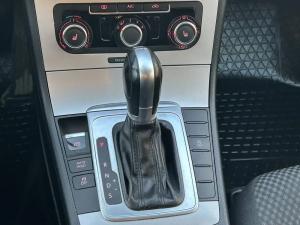 Melns Volkswagen Passat B7 2014 Grobiņa, ar dzinēja tilpumu 1.40 L un nobraukumu 167 tūkst. km par 5950 €, foto 20 vietnē AUTOMOTO.COM.LV