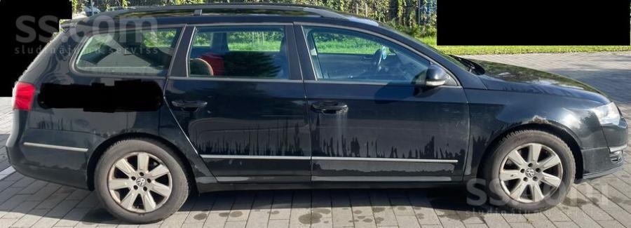 Black Volkswagen Passat B7 2010 in Riga, with an engine capacity of 2.00 L and mileage of 299 thousand km for 3210 €, photo 3 on AUTOMOTO.COM.LV