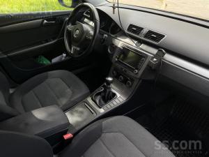 Melns Volkswagen Passat B7 2011 Ogre, ar dzinēja tilpumu 2.00 L un nobraukumu 253 tūkst. km par 6300 €, foto 7 vietnē AUTOMOTO.COM.LV
